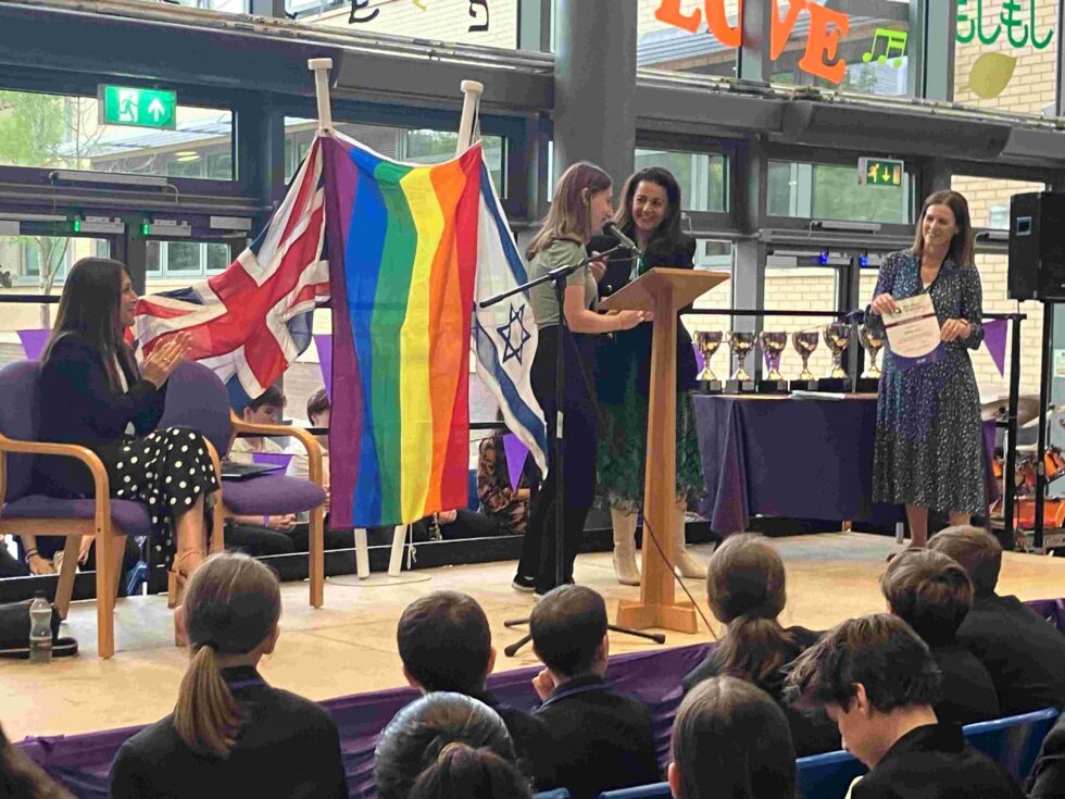 Karen Pollock CBE presents Bar-Ilan Award at JCoSS - British Friends of ...